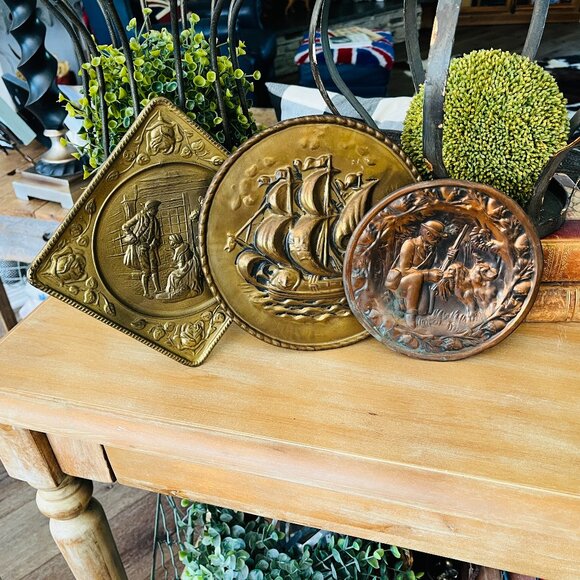 Vintage | Accents | 3 Vtg Peerage Embossed Brass Plates Made In England ...